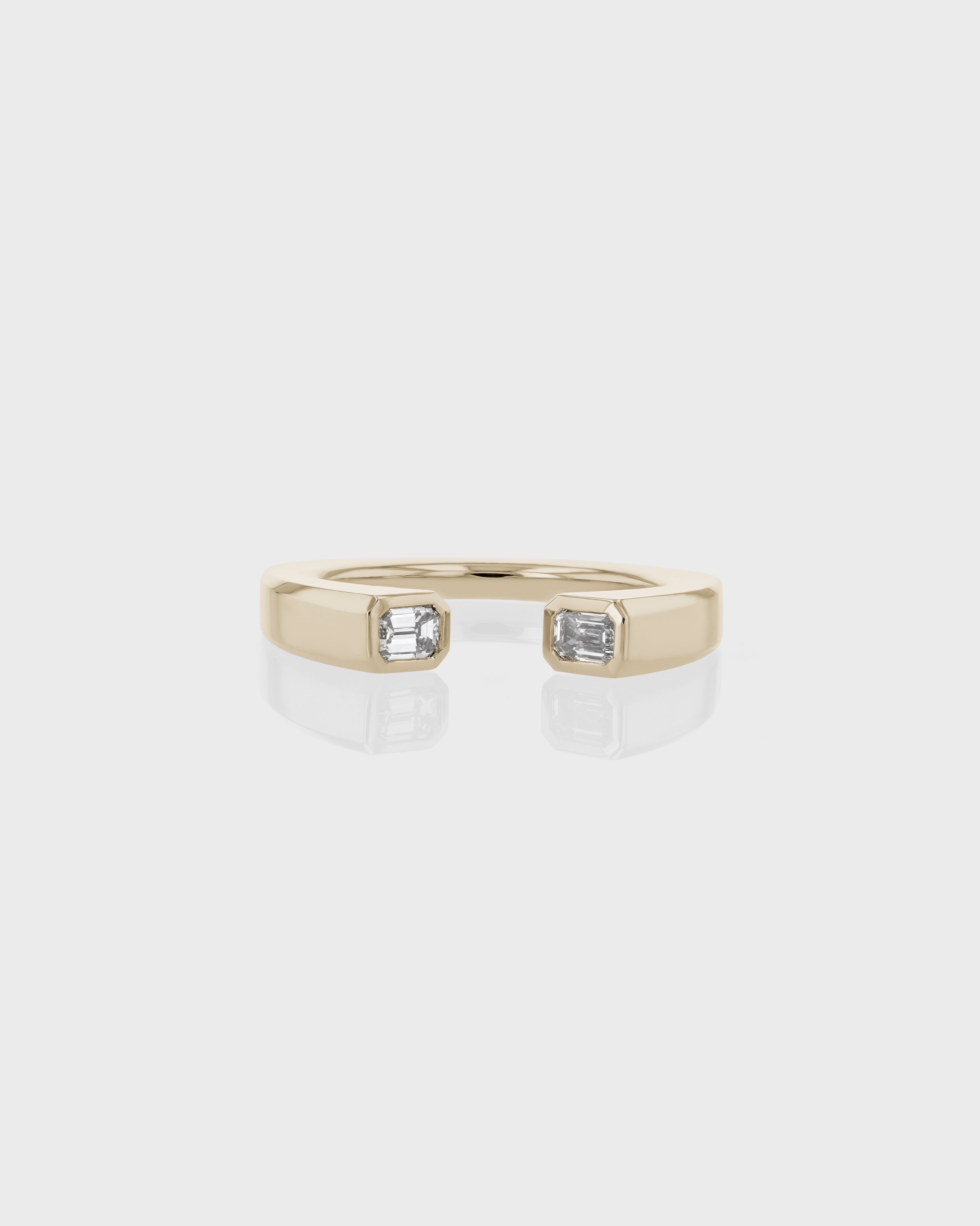 Emerald Suspense Duo Ring – SARAH & SEBASTIAN