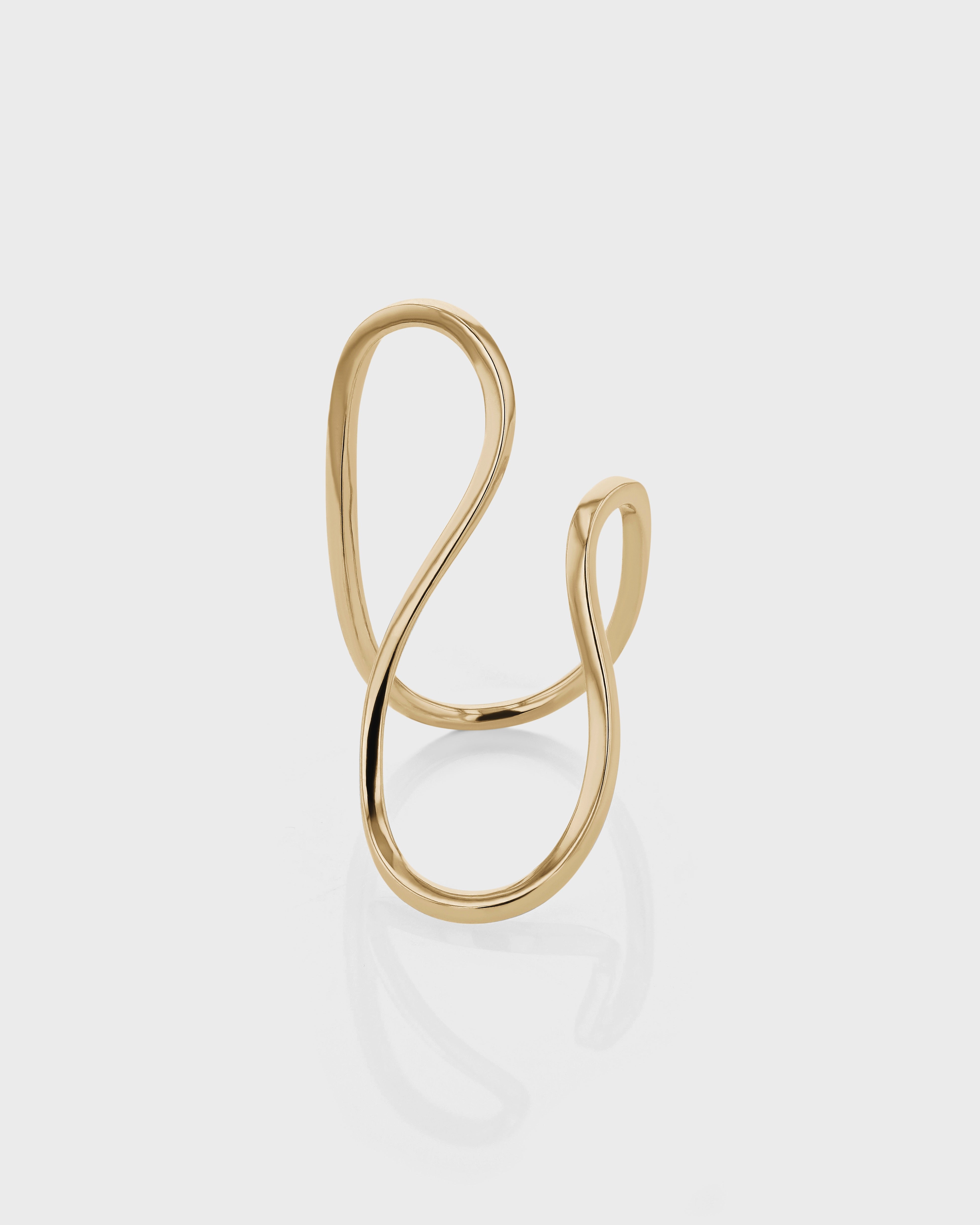 Lightwave Curve Ring – SARAH & SEBASTIAN
