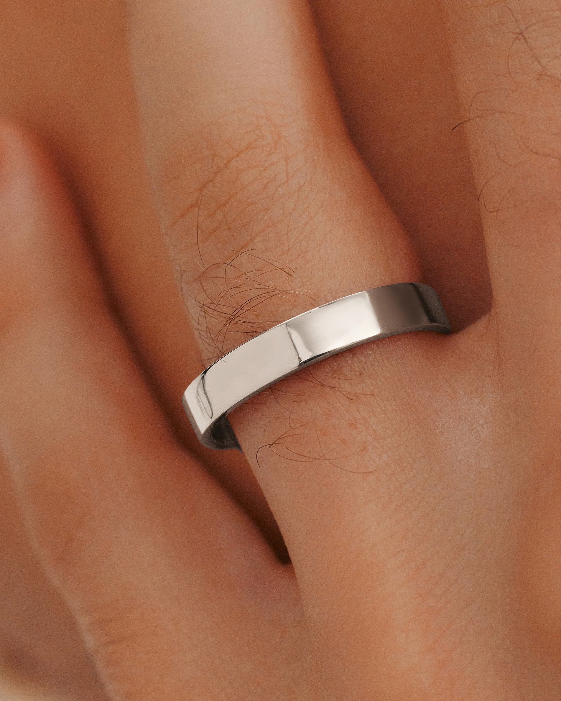 Alliance pour homme | Or blanc poli niveau II | Sarah & Sebastian ...