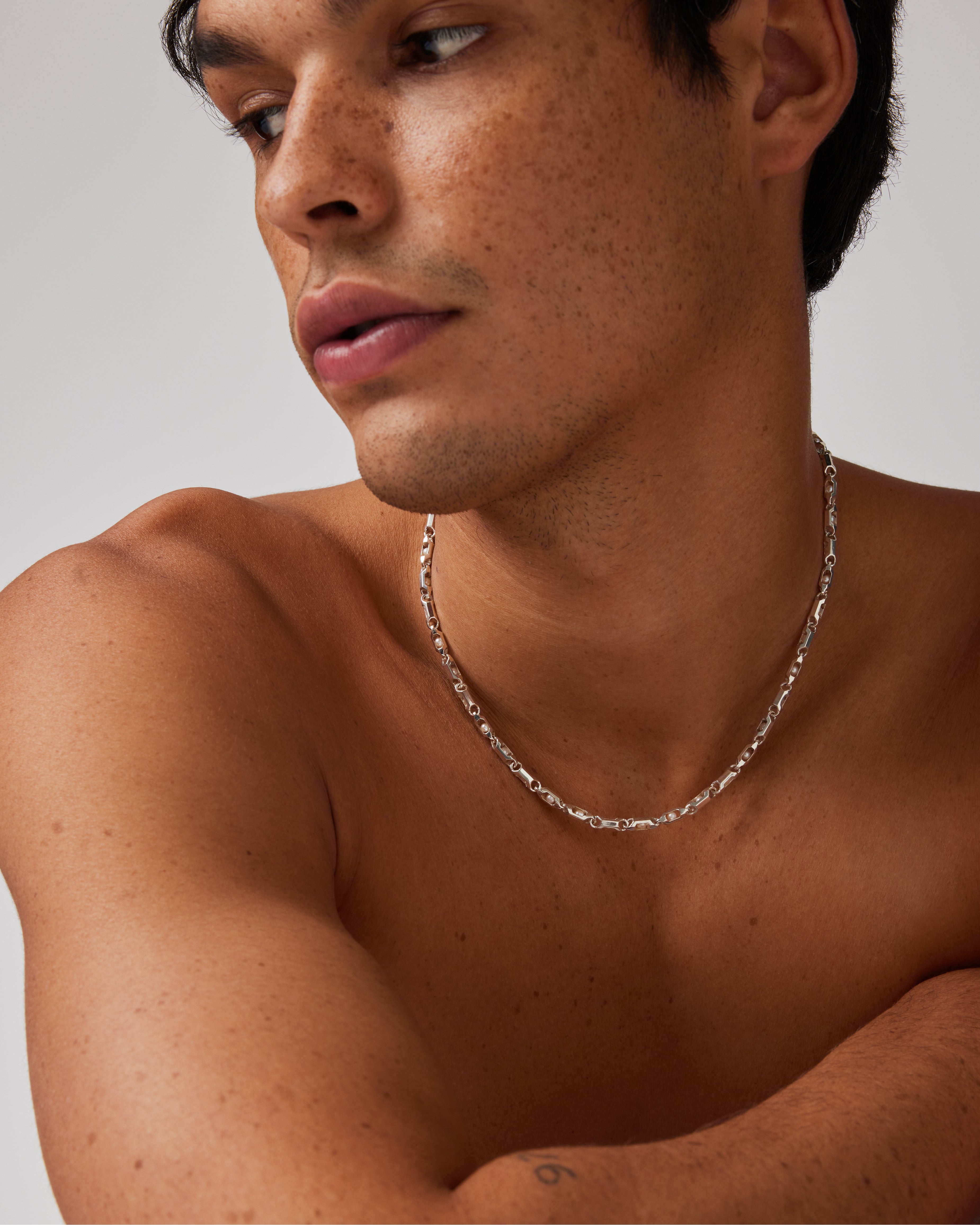 Pearl Piston Chain – SARAH & SEBASTIAN