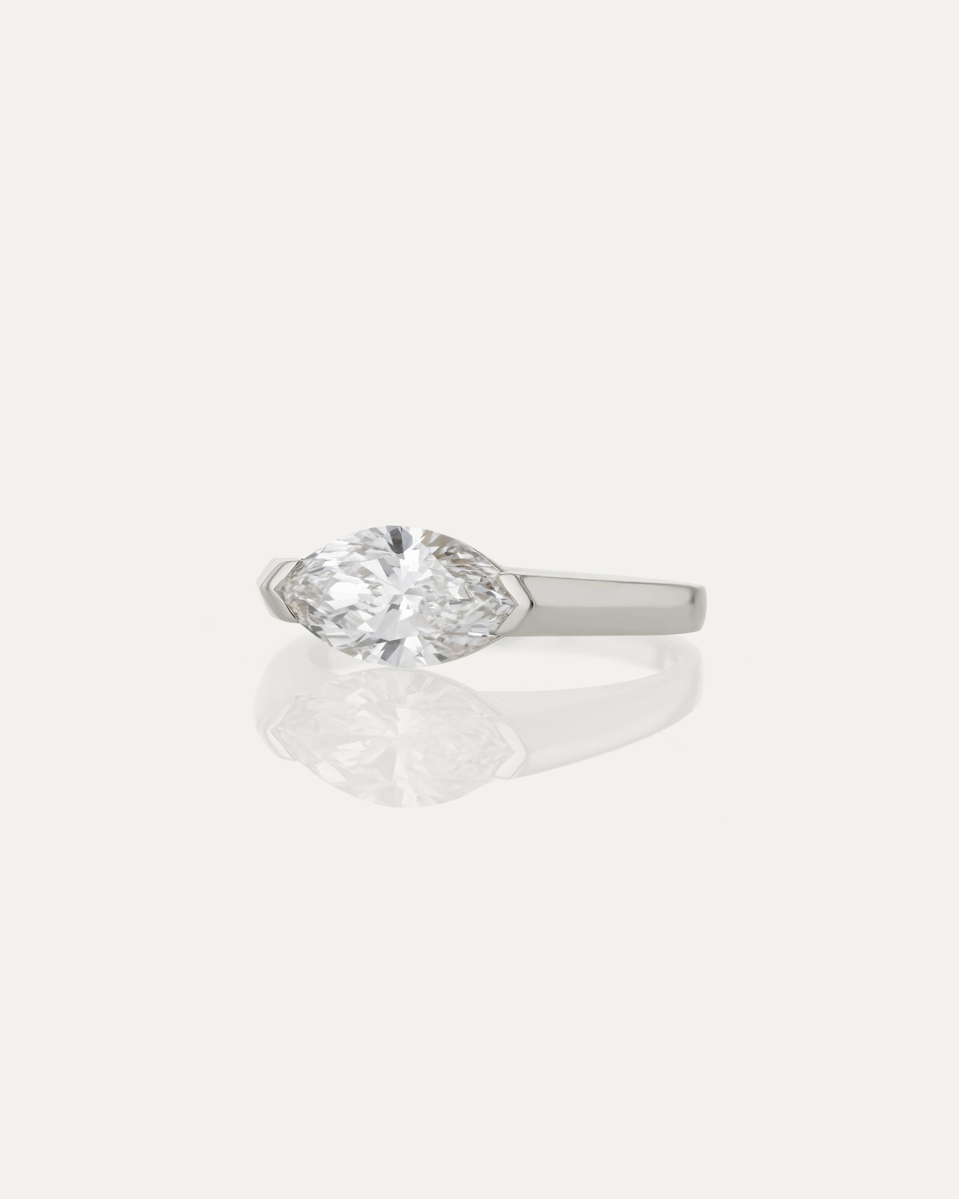Suspense Marquise Ring | 18 Karat & Natural Diamond | SARAH & SEBASTIAN